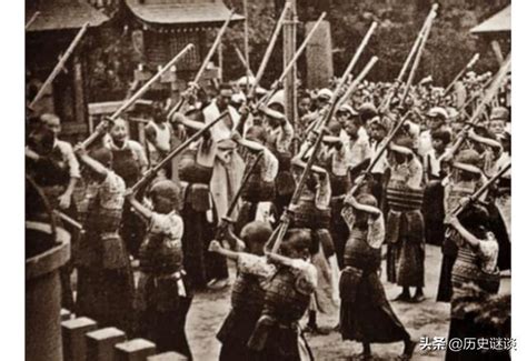 為何說原子彈下無冤魂？看當時日本學生在做什麼，就清楚了 每日頭條