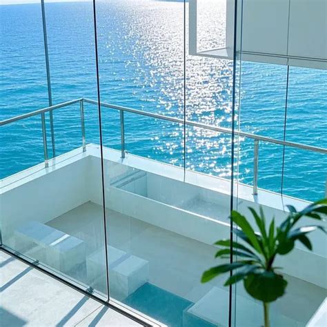 Float Glass With High Class Flatness For Sleek Partitions And Curtain