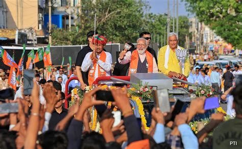 Pm Modi Holds Roadshow In Rajasthans Dausa