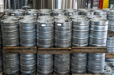 Cerveja Para Festa Barril De Chopp Pilsen Holzbier De 50 Litros