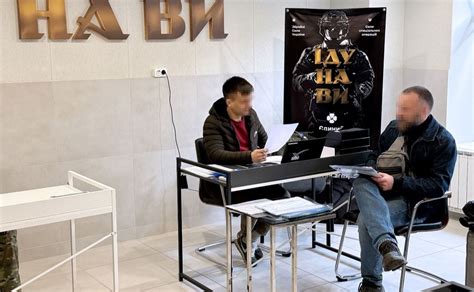 Майже 10 тисяч українців звернулися до центрів рекрутингу Вечірній Київ