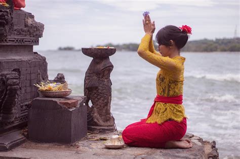 100000 Free Indonesia Girl And Indonesia Images Pixabay