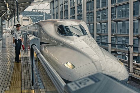 B How To Ride The Shinkansen In Japan