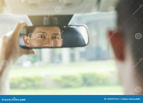 Man Using Battery Jumper Cables On A Dead Battery Stock Photo Image Of Engine Jumper