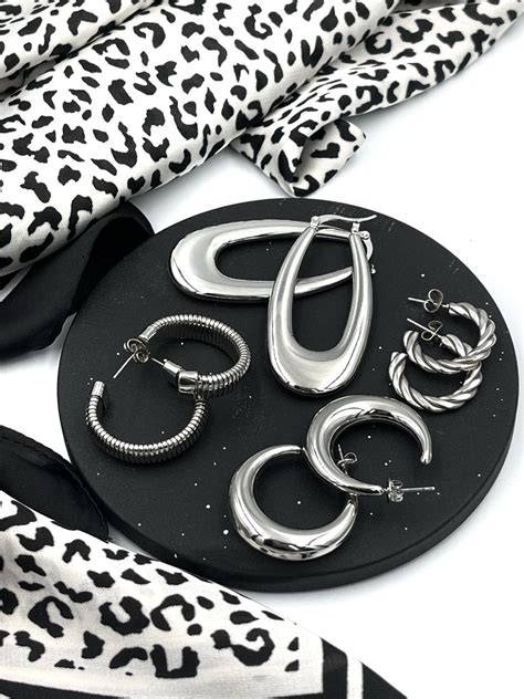 ΑΤΣΑΛΙΝΑ ΣΚΟΥΛΑΡΙΚΙΑ ¨emilia Silver¨ Κοσμηματοπωλείο Optimum Silver