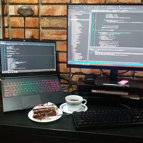 Computer Science Vs Information Technology Bahiyah Nor