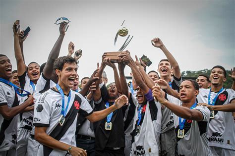 Vasco sagra se campeão do Torneio Guilherme Embry Portal Brazuca