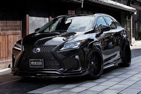 Lexus готовит RX нового поколения: в гамме появится версия RX500h
