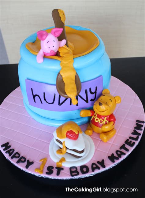 Thecakinggirl Fondant Decorating Winnie The Pooh Cake Again