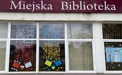 Biblioteka od serca pomysły na Walentynki Lustro Biblioteki