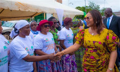 Assises Nationales des Femmes la Ministre Nassénéba Touré accentue la