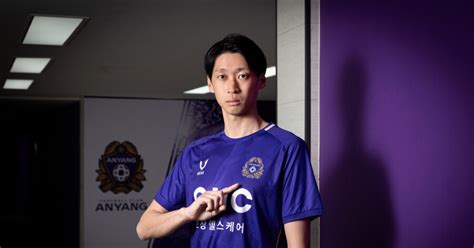 북한 국가대표 출신 Mf 리영직 Fc안양 유니폼 입는다