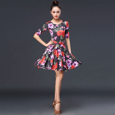 인쇄 라틴 댄스 복장 성능 의류 새로운 여성 성인 고품질 표준 라틴 연습 댄스 복장 의상 무대 And 댄스 의상