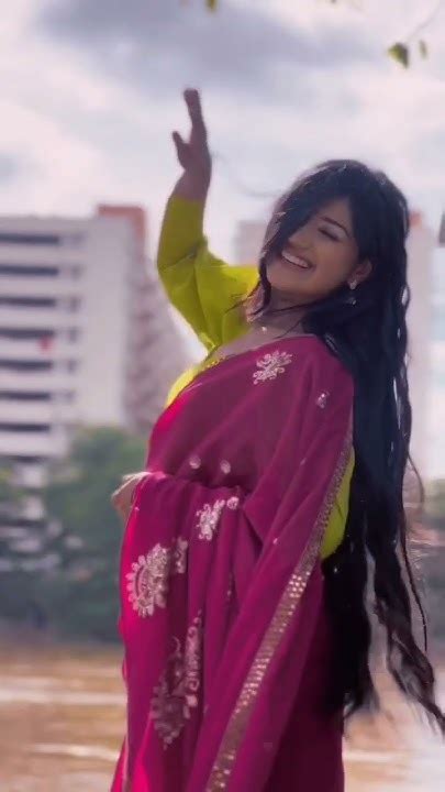 ලෙච්චමී කෙනෙක් වුණා 🙈 Roshel Rogers Nethmiroshelrogers Roshel Love