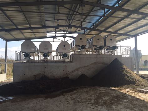 Slurry Separator Dewatering Machine Stainless Steel Cow Dung Slurry