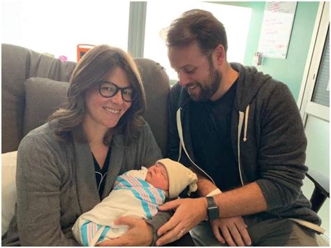 Kasie Hunt Biography Age Height Husband Net Worth Wealthy Spy