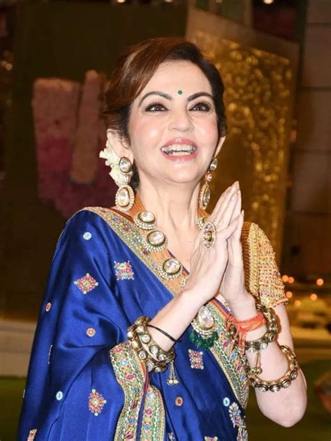 राजसी हैं नीता अंबानी के ये पुराने गहने बेटे की शिव शक्ति पूजा में पहना तो चमका एंटीलिया