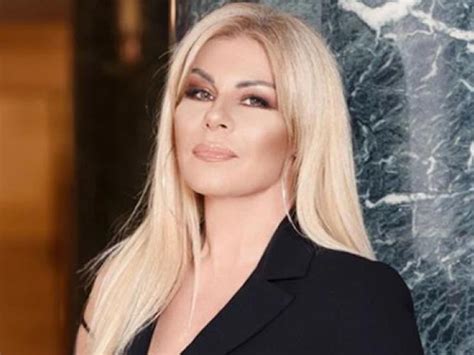 Manjola Nallbani tërhiqet nga gara e Festivalit të Këngës zbulohet