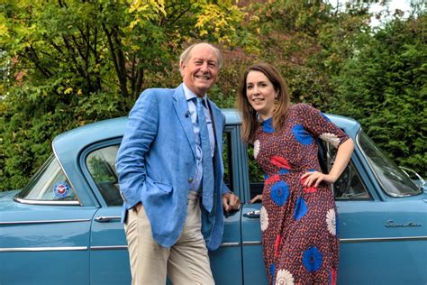 The Antiques Road Trip Series 18 Stephanie Connell Art And Antiques