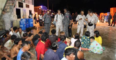 Imigresen Serbu Jeti Pelantar Ikan Tahan 61 PATI Berita Harian