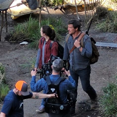Hbothelastofus Pedro Pascal And Bella Ramsey On The Set Of The Last Of