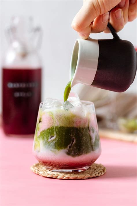 Iced Raspberry Matcha Latte The Healthful Ideas