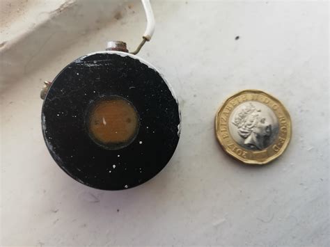 Some Sort Of Sensor Found Near The Fuse Box Doesn T Seem To Be Connected To Anything Pound