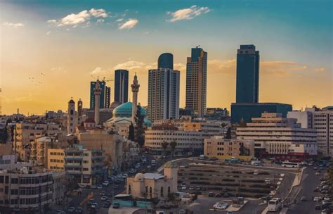 كتلة هوائية لطيفة الحرارة ورطبة تؤثر على الأردن غدًا جفرا نيوز