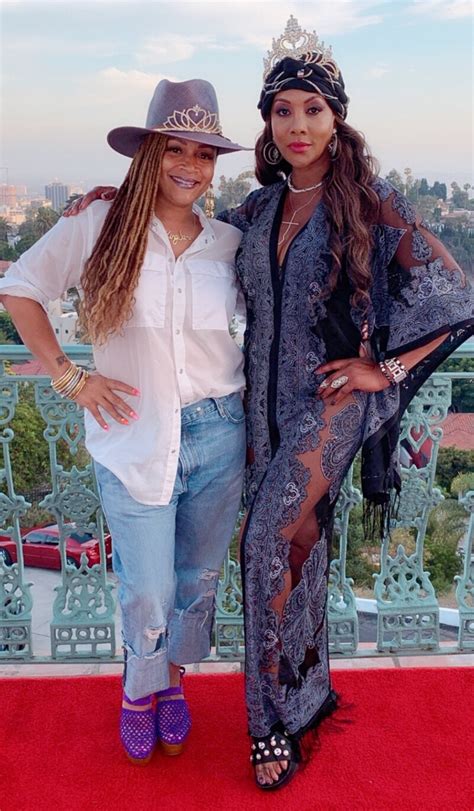 Happy Birthday Vivica Fox Brought In Her 55th Birthday With Dinner