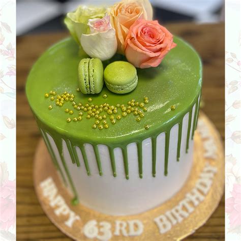 Grass Green And Gold Cake Miss Cake