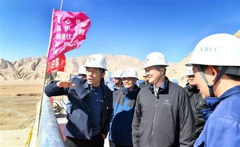赵冬督导调研河湖长制工作并巡河检查河流格勒那棱
