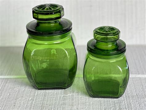 Vintage Emerald Green Glass Canister W Lid Green Glass Apothecary