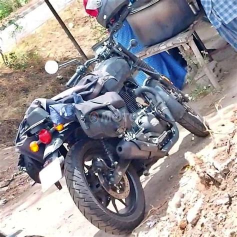 Another Day Another New Royal Enfield Test MULE Spotted Testing