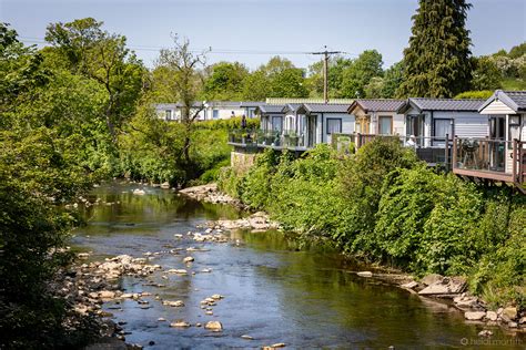Top Tips To Buying A Holiday Home Riverside Caravan Park