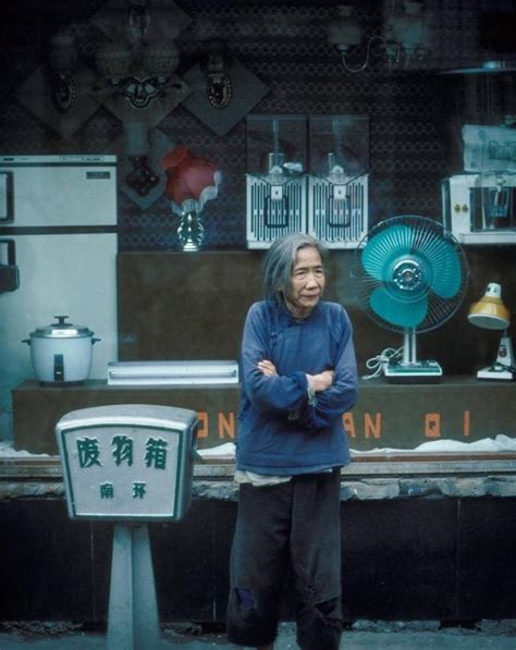 還記得80年代的百貨商場的櫥窗里賣什麼東西嗎 每日頭條