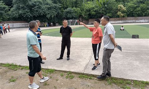 中央预算内投资200万元足球场建设项目落地鸡场坡镇普定县工作袁春灵