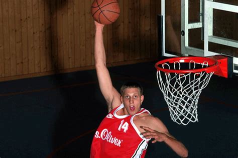 Dunk De Dirk Nowitzki