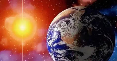 太阳能把热量传到地球，那为什么太阳到地球之间的太空是寒冷的？