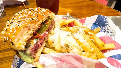 Gordon Ramsay Burger Las Vegas Live2makan