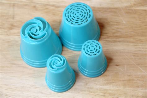 Creating Piped Flower Embeds For Cold Process Soap Lovin Soap Studio