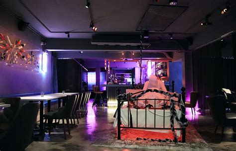 【台北美食酒吧】房間餐酒館 The Room Bistro：調酒厲害餐點好吃，還有很多好玩的小東西呦～但害羞的人不要來？！ Yahoo奇摩旅遊