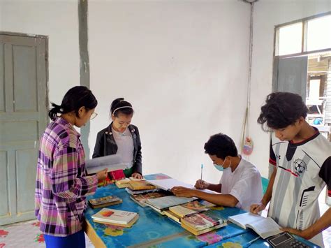 ကျိန္တလီမြို့တွင် စာဖတ်ရှိန်မြှင့်တင်ရေး Mobile Library စနစ်ဖြင့် စာအုပ်စာစောင်များ ငှားရမ်းပေးခ