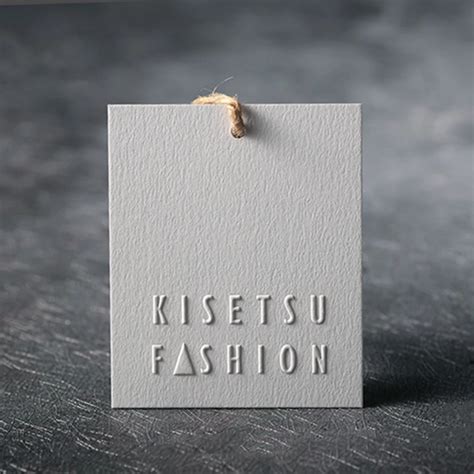 특수 용지 범프 인쇄 패션 엠보싱 문자 태그 여성 의류 개성 디자인 맞춤 공장 직접 판매 Aliexpress