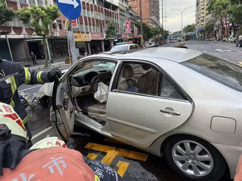 三峽車禍3人身故 學生團保由國壽承作身故失能最高賠100萬元 一表看住院怎理賠？