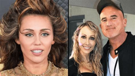 Miley Cyrus Breaks Silence On Sister Dating Her Moms Husband At Twist