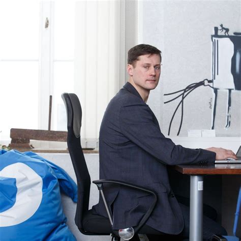 Vanaselja Isamaa Praegune Juht On Valinud ühe Poole Ja Leppimiseks