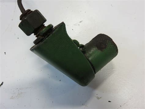 R39534 John Deere Ether Injection Adapter Fitting For 2510 2520 3020