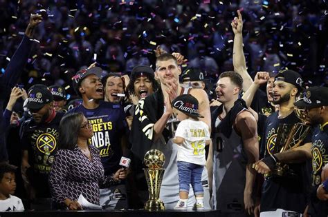Nba最低順位的fmvp，最全能的中鋒小丑：尼古拉·約基奇 Nikola Jokic 尼斯體育niss Sport