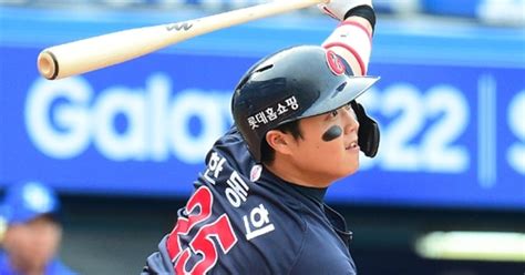 옆구리 통증 호소 한동희 선발 제외→병원 이동전준우도 결장 Md잠실