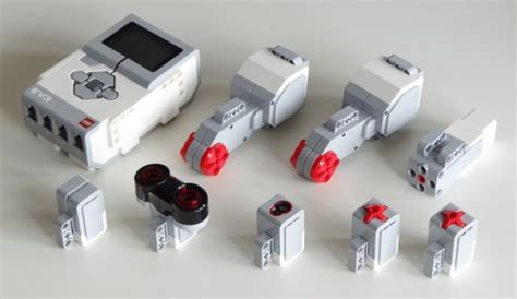 Micro Journal The Difference Between Lego Mindstorms Ev Home Edition And Lego